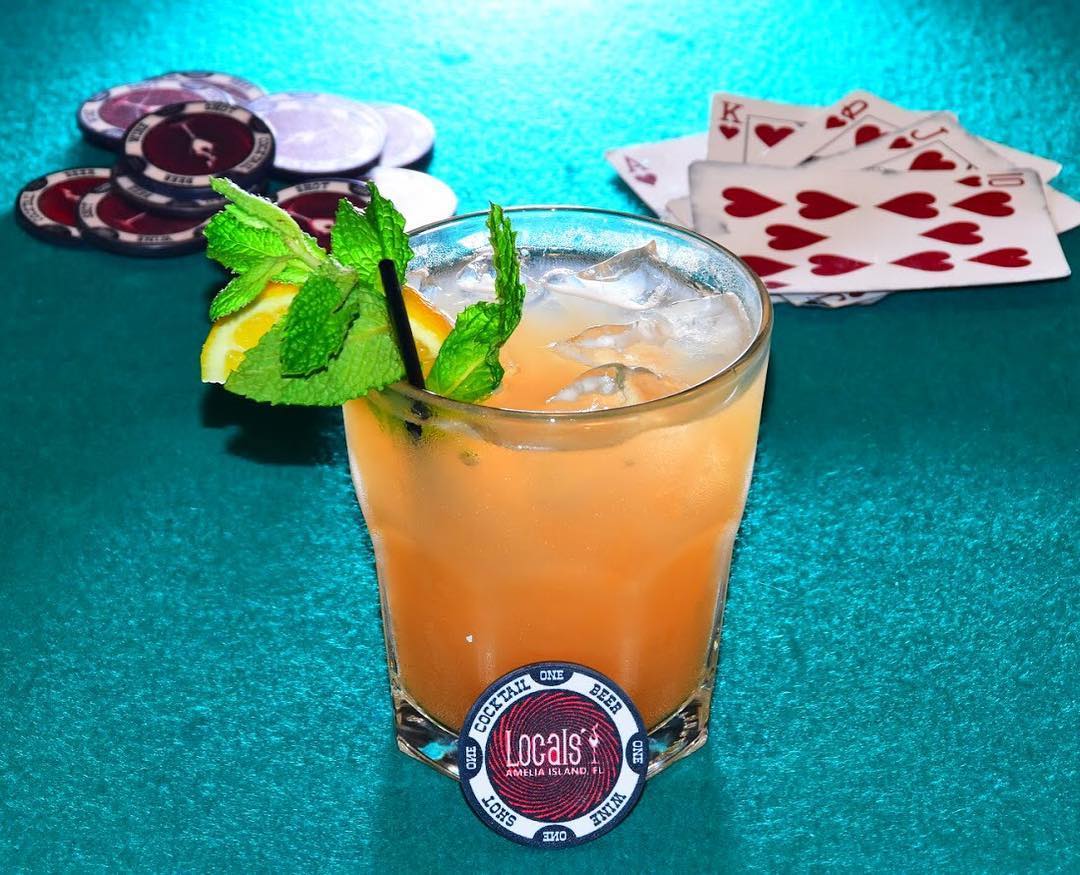 Locals' Cocktail Lounge - Amelia Island