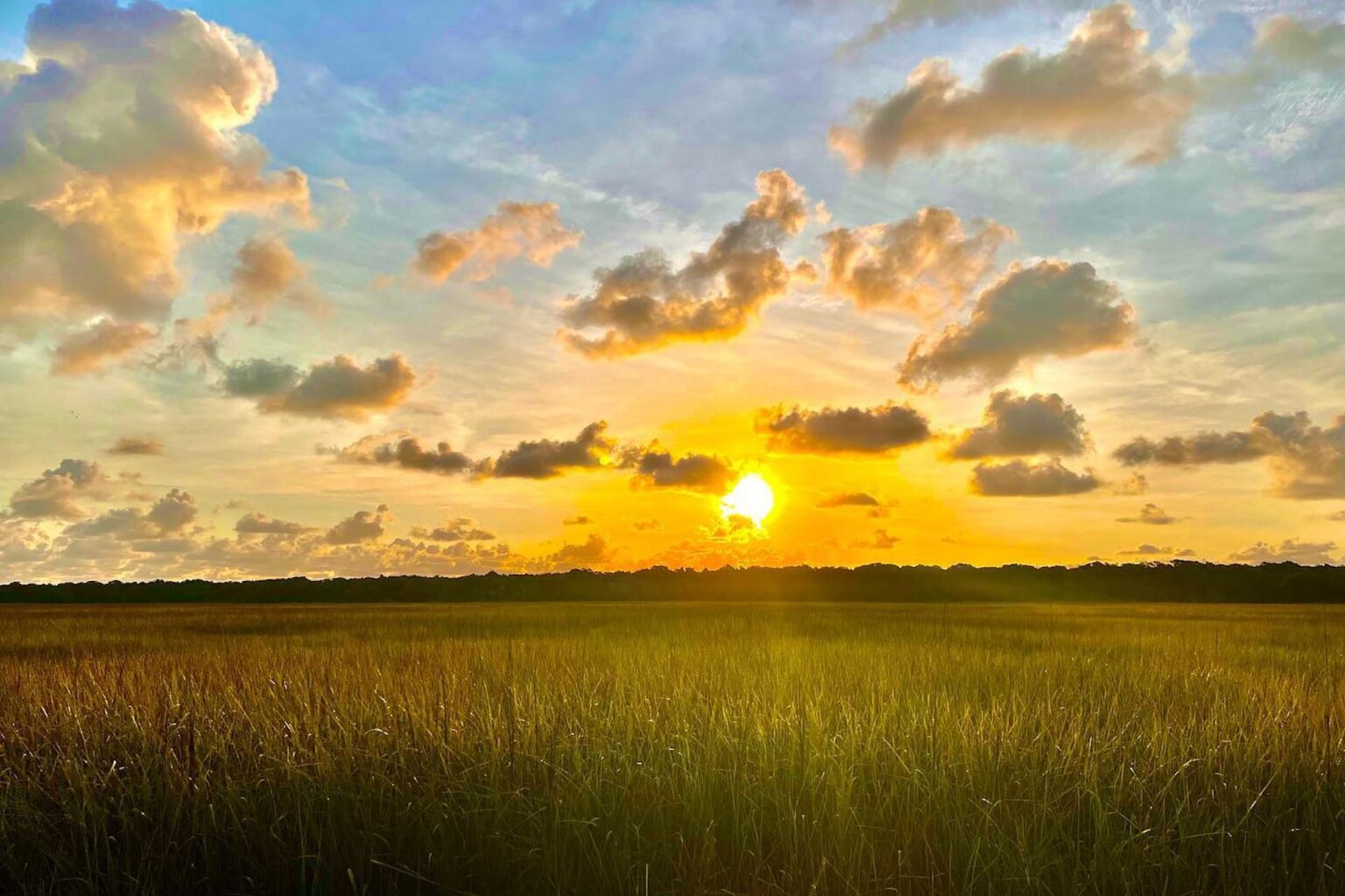 Capturing the Magic: Best Spots for Photographing Sunrises & Sunsets ...