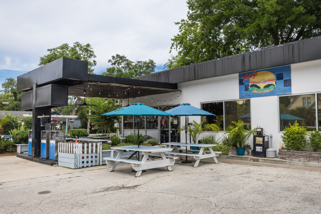 T-Ray's Burger Station - Amelia Island